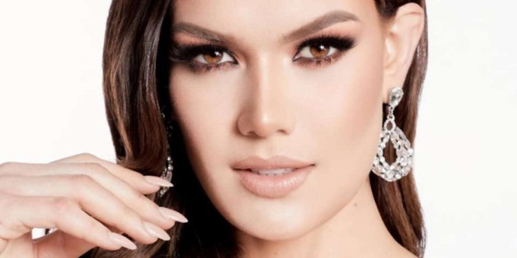 Yely Rivera partió a Israel para representar a Perú en el Miss Universo ...